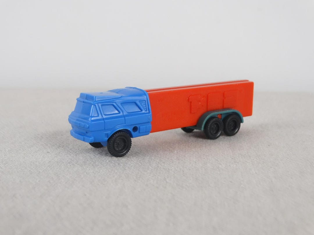 1981, Pez Truck C, Made in Austria, No Feet Pez, Vintage Pez, Retired ...
