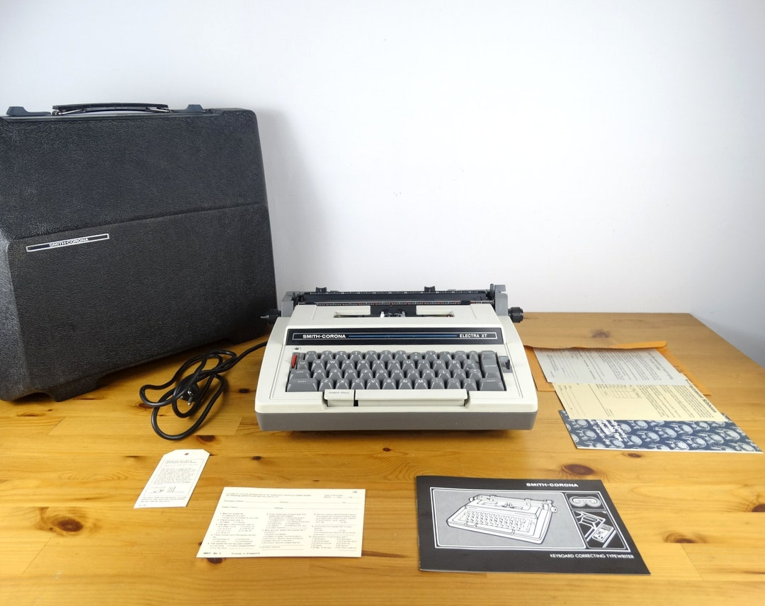 Smith Corona Electra XT 3L Typewriter for Parts, Electric Typewriter ...