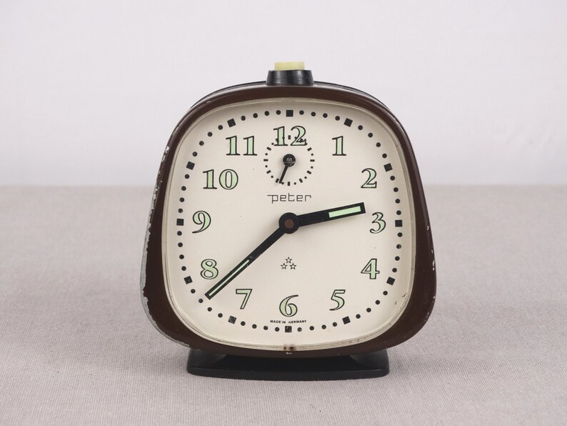 Vintage Peter Clock Retro Wind up Clock Old Timepiece Night - Etsy