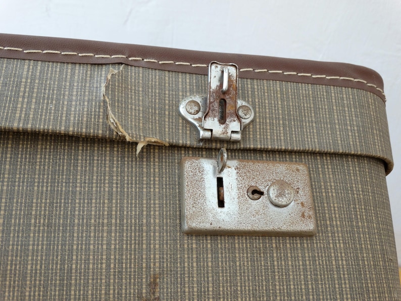 Old Travel Valise Grey Suitcase Old Luggage Train Case Old - Etsy