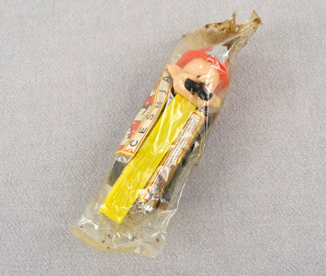 1970, Pez Fireman, No Feet Pez, Retired Pez, Rare Pez, Pez Dispenser ...