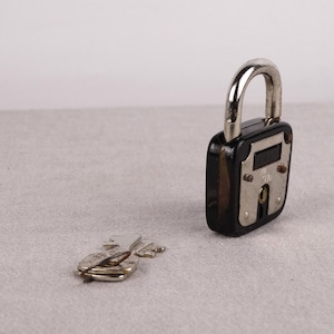 Volm 1924 Padlock, Retro Padlock and Keys, Steampunk Padlock, Old ...