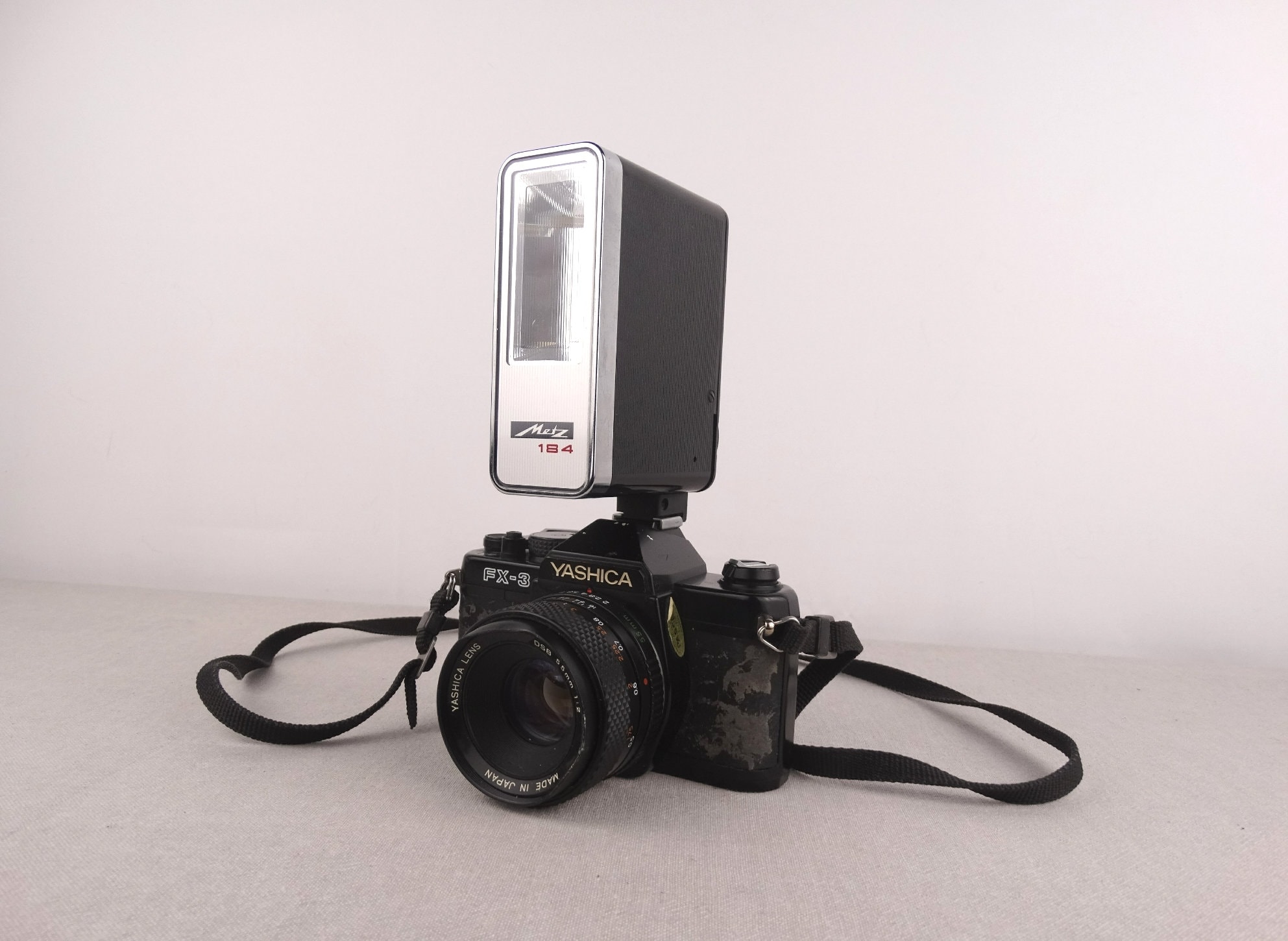 1979年、ヤシカFx 3、ヤシカ写真カメラ、35mm一眼レフカメラ 1979年、ヤシカFx 3、ヤシカ写真カメラ、35mm一眼レフカメラ