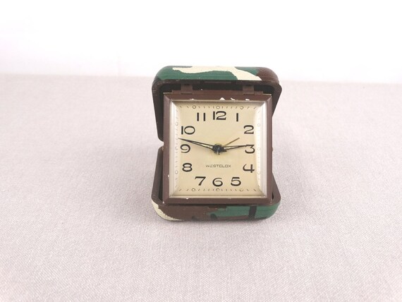 Military Alarm Clock - Amazadesign