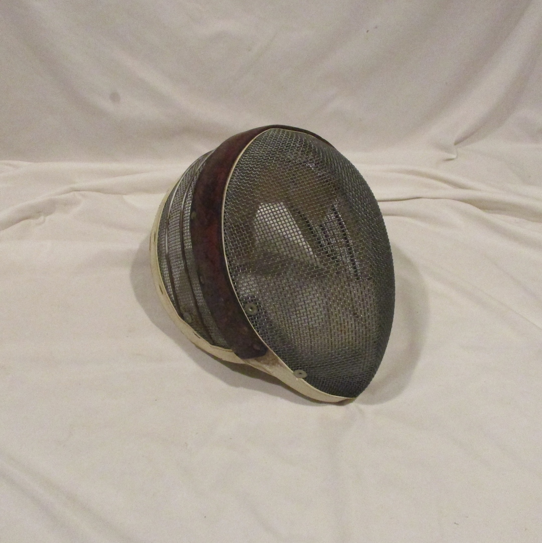 Fencing Mask, Vintage Santelli Fencing Competition Mask - Etsy