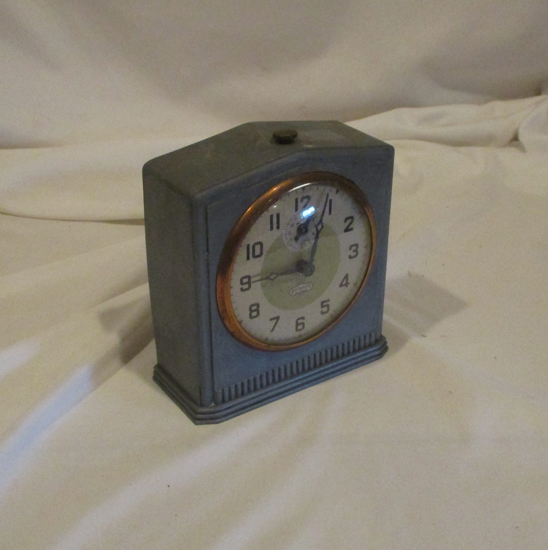 Ingraham Desk or Mantle or Table Alarm Clock, Antique Art Deco ...