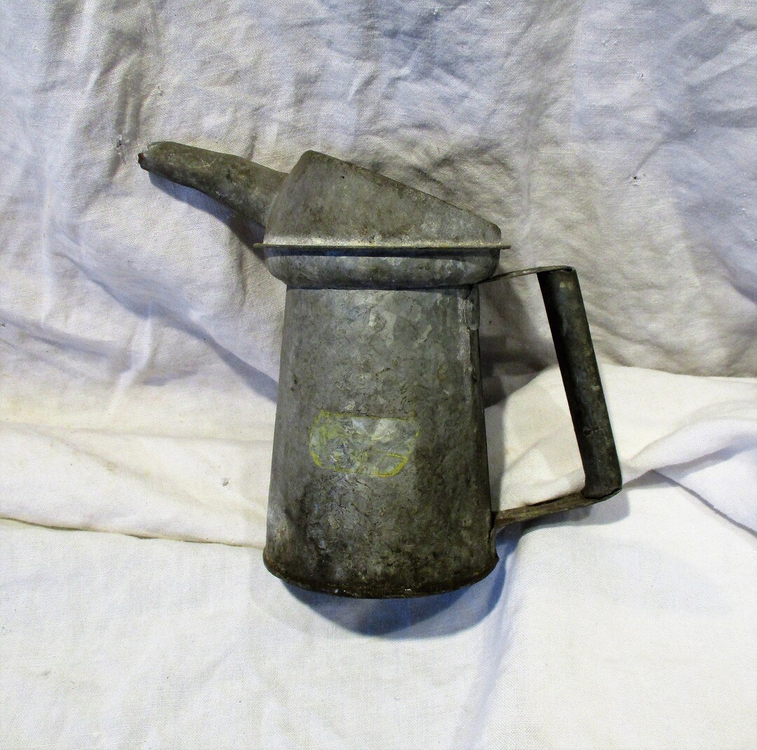 Quart Oil Can, Vintage Petroliana, Old Galvanized Can, Industrial ...