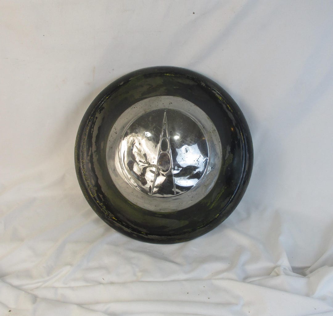 Ford V8 Concentric Circles Hubcaps, 1930s or 1940s, Vintage Early 20th ...