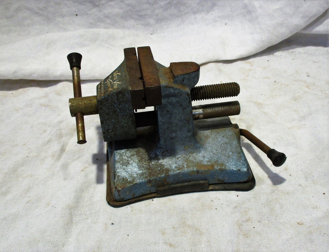 Old Anvil Vise, Vacu Vise Table or Bench Vise, Vintage Shop and Jeweler ...