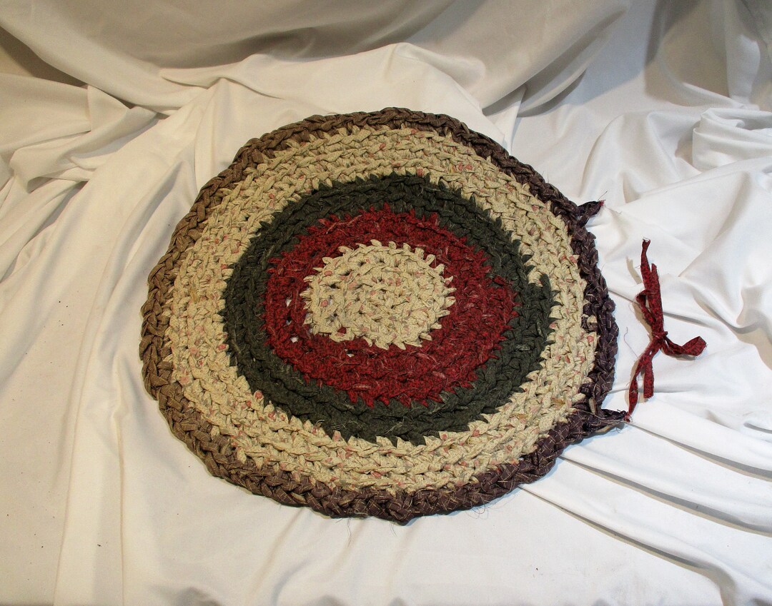 Vintage Braided Chair Pad: Handmade Country Decor (16.5" Round) - Etsy