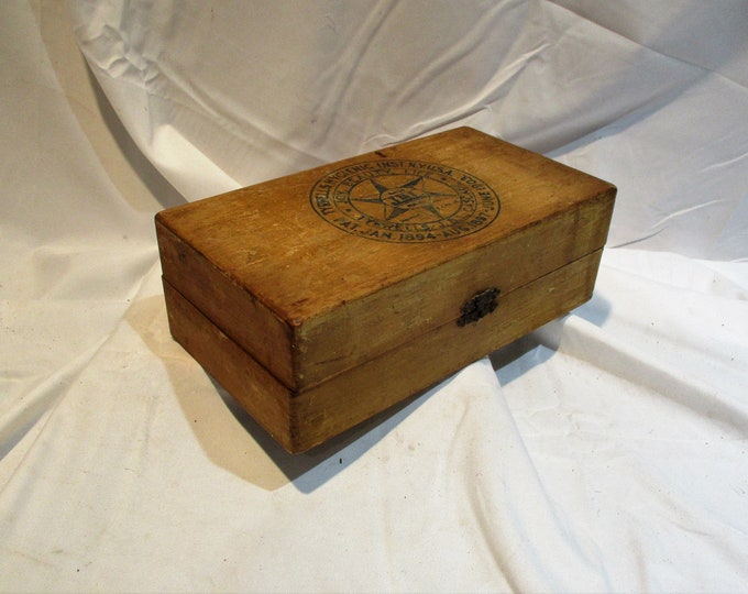 Quack Medicine Box, Tyrrell's Hygienic Institute Cascade Medical ...