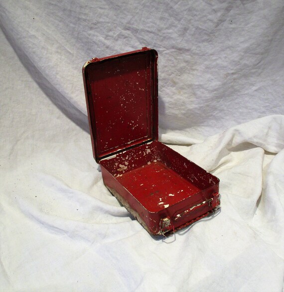 Salvage Metal Box