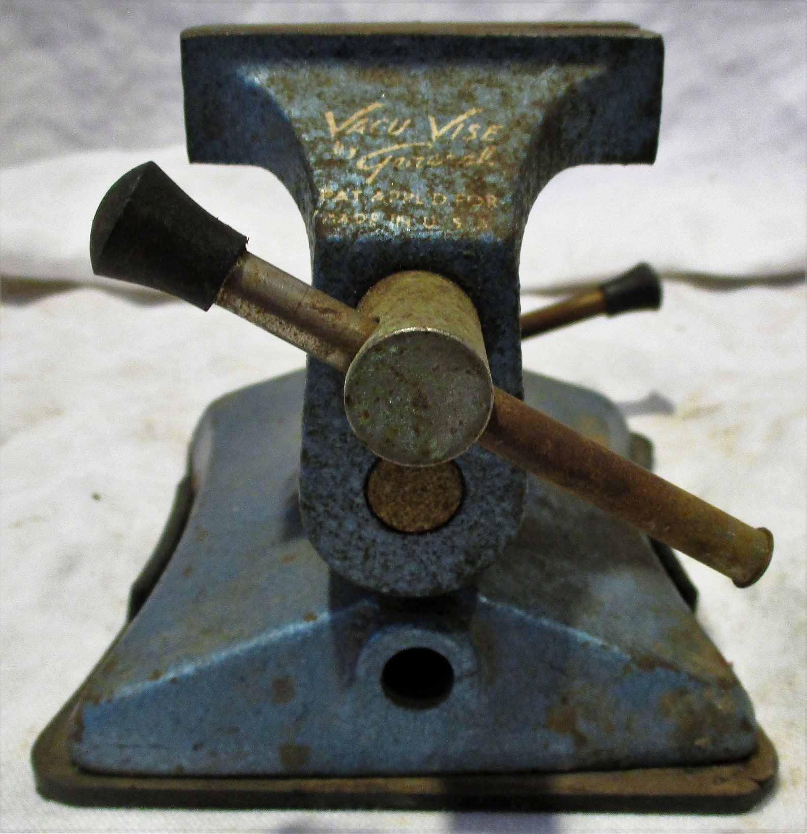 Old Anvil Vise Vacu Vise Table or Bench Vise Vintage Shop - Etsy