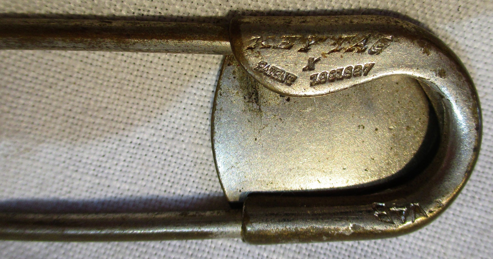 Industrial Safety Pins Silver Laundry Pins Collection of 4 - Etsy