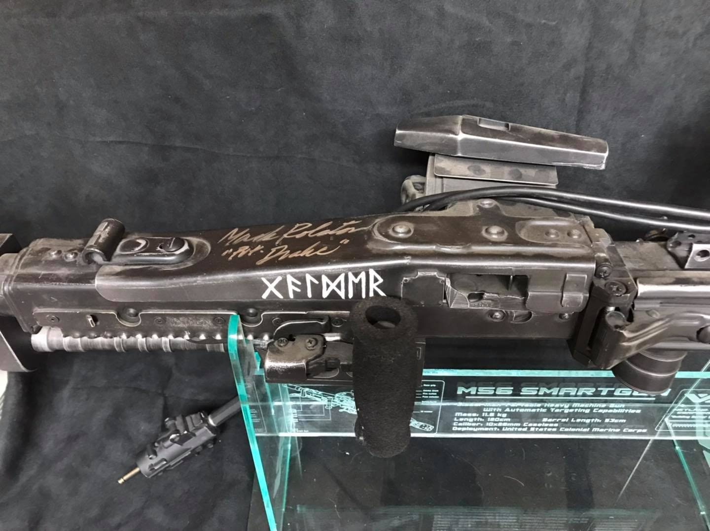 Aliens Smartgun Stand - Etsy