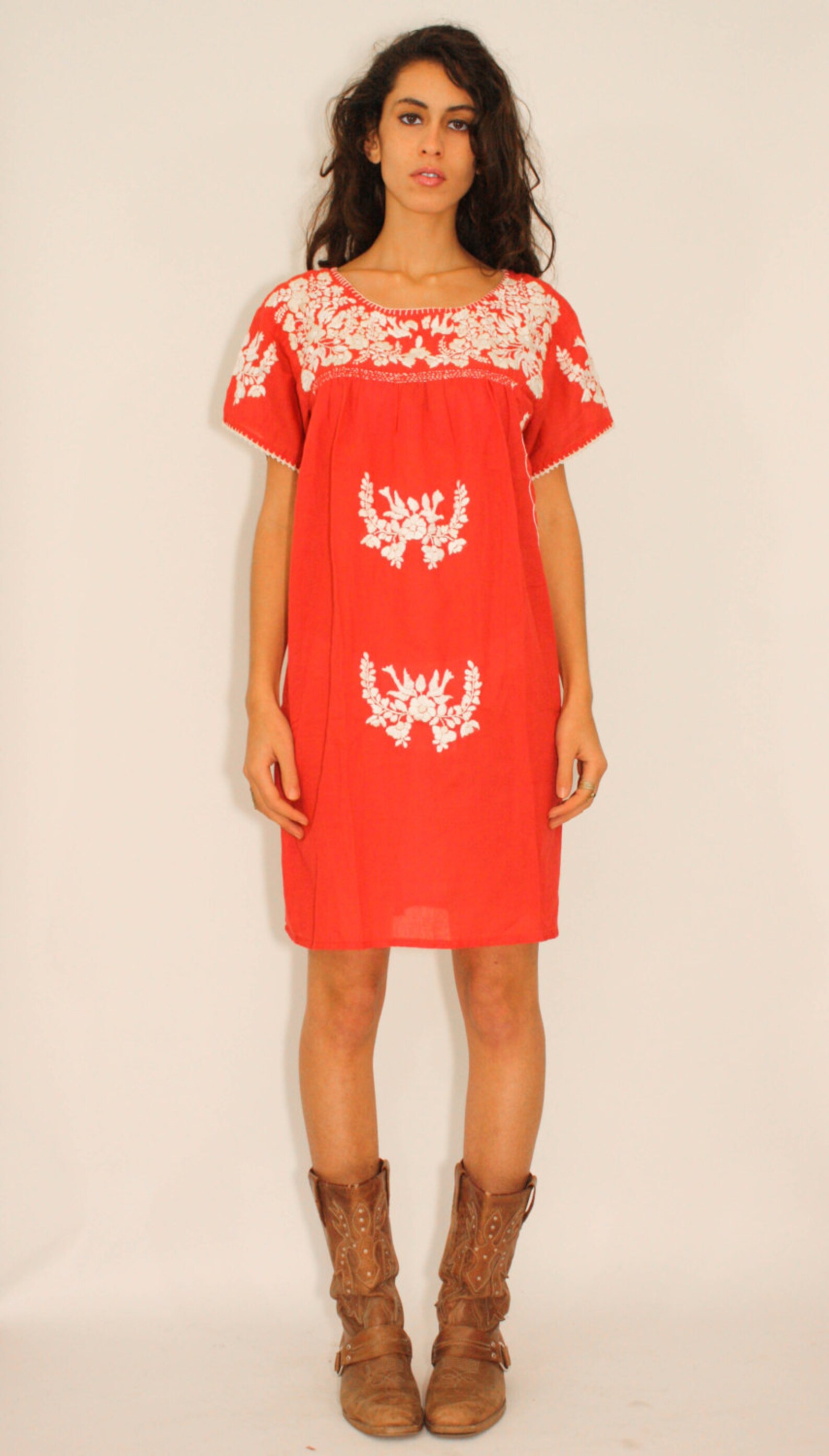 Mexican Boho Vintage-style Dress in Crimson - Etsy