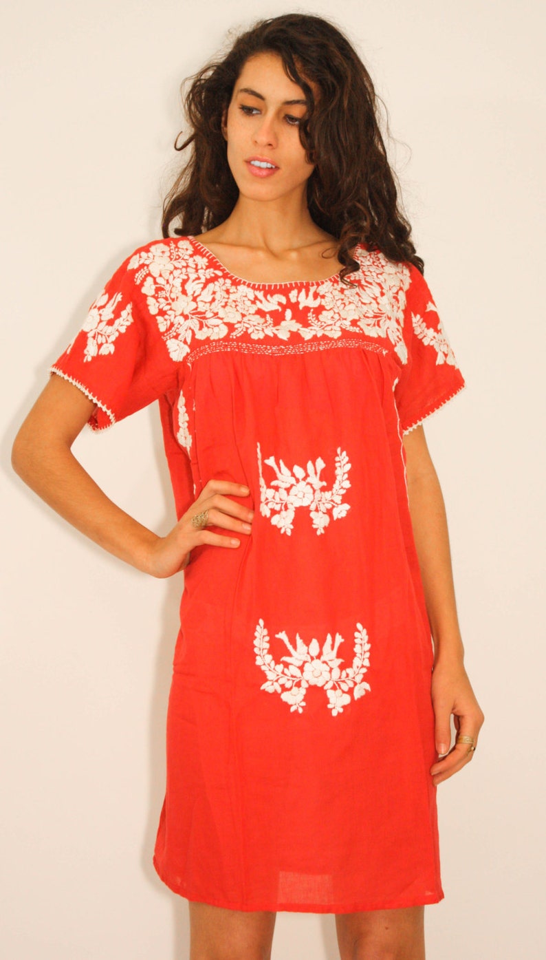 Mexican Boho Vintage-style Dress in Crimson - Etsy