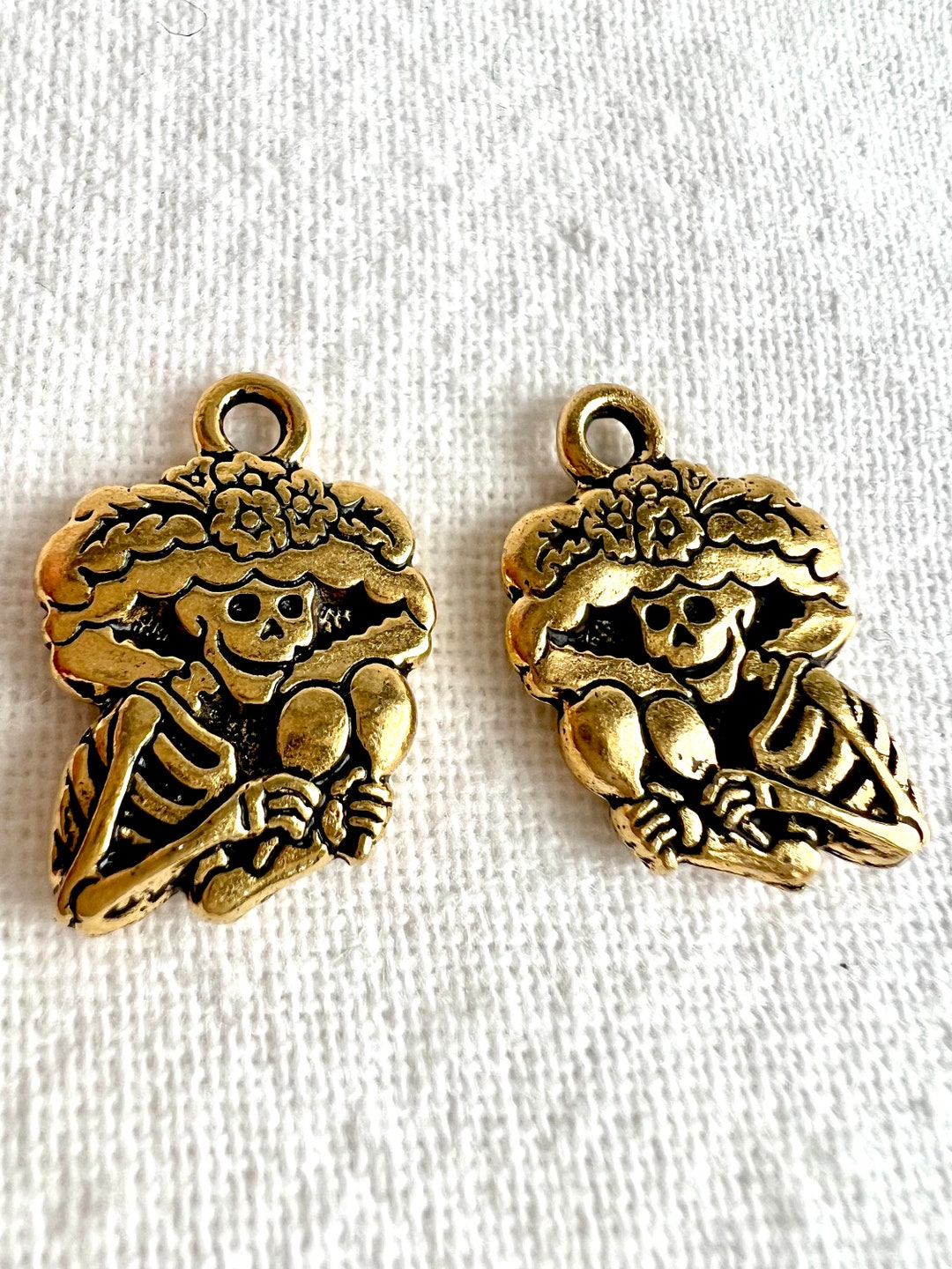 Catrina Charm, Antique Gold Plated, Tierracast, Day of the Dead. - Etsy