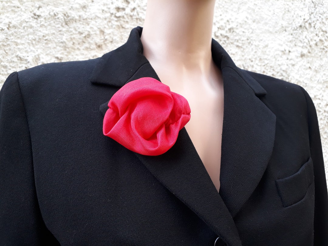 Red Rose Flower Brooch Shoulder Pin for Women, Silk Flower Brooch for ...
