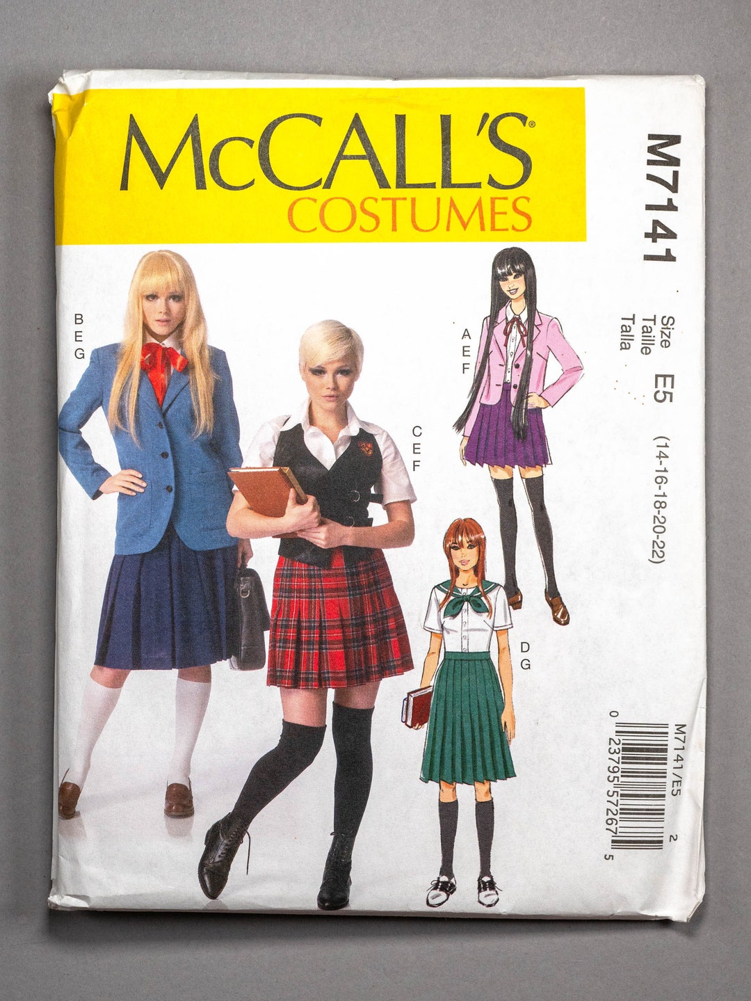 M7141 | Szs 14-22 | Mccalls 7141 Schoolgirl School Uniform Costume ...