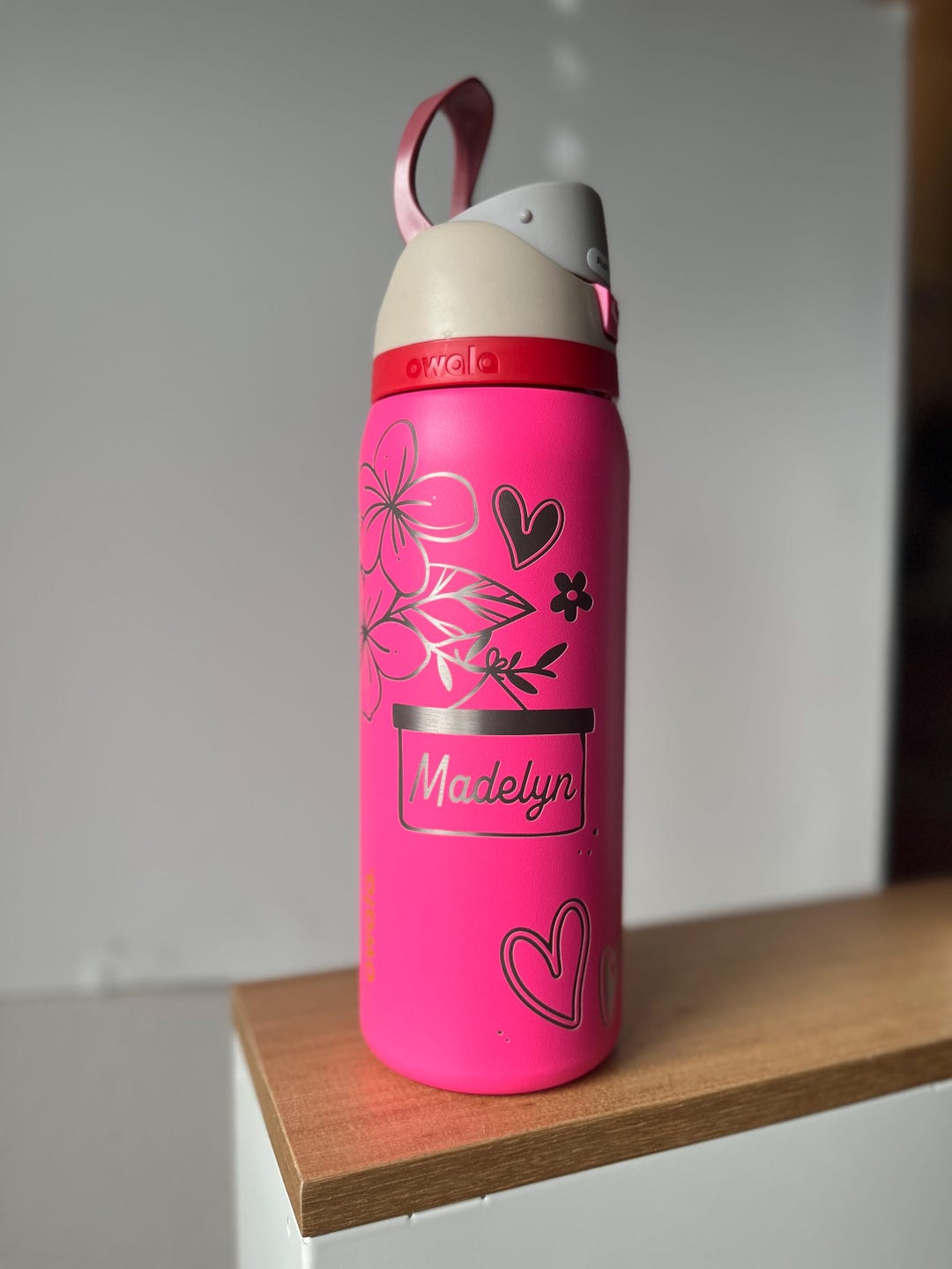 Rainbow & Hearts Name Owala Engraved Water Bottle Design and Name - Etsy