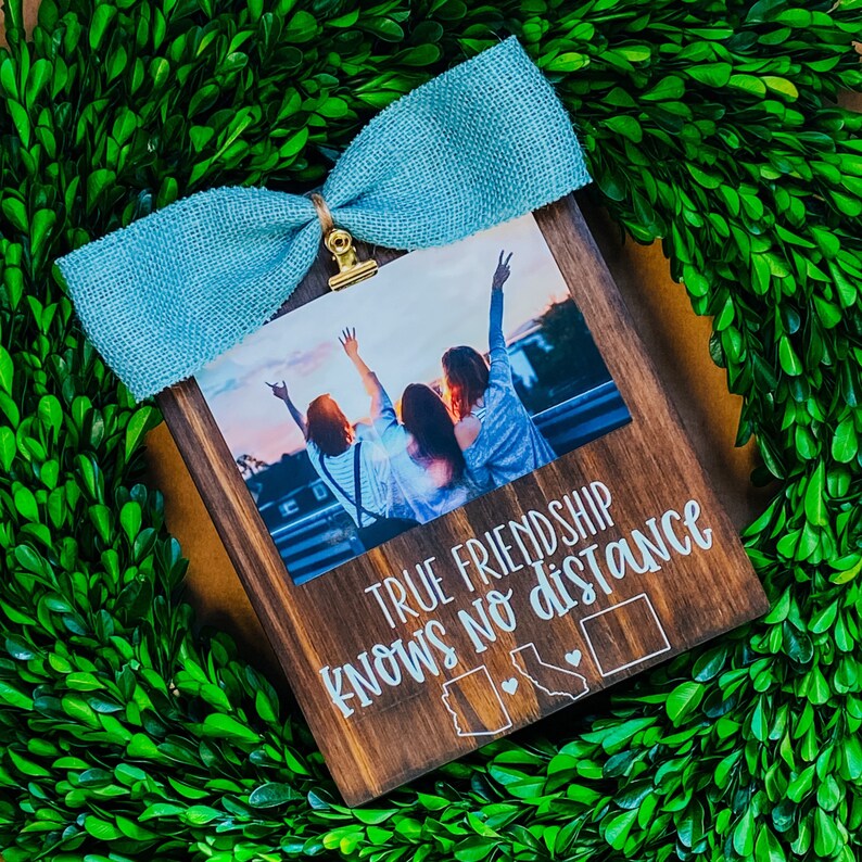 True Friendship Knows No Distance Picture Frame/ BFF/ | Etsy