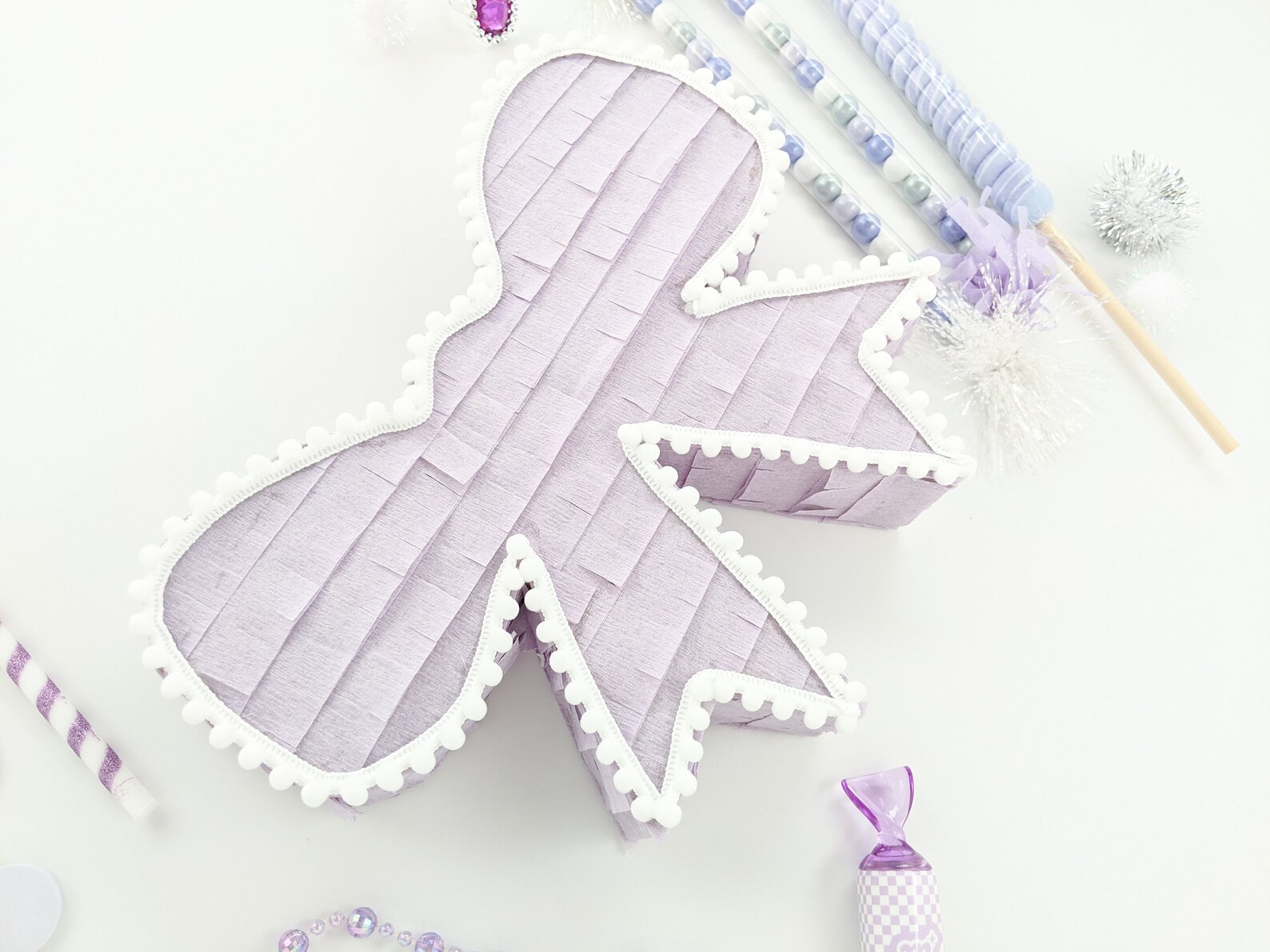 Regalo de piñata de lazo femenino púrpura lavanda:/ UNA piñata - Etsy ...