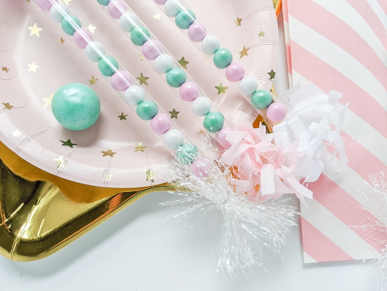 Pastel Pink Mint Green White Candy Wands SET of 6 Pink - Etsy Pastel Pink Mint Green White Candy Wands SET of 6 Pink - Etsy