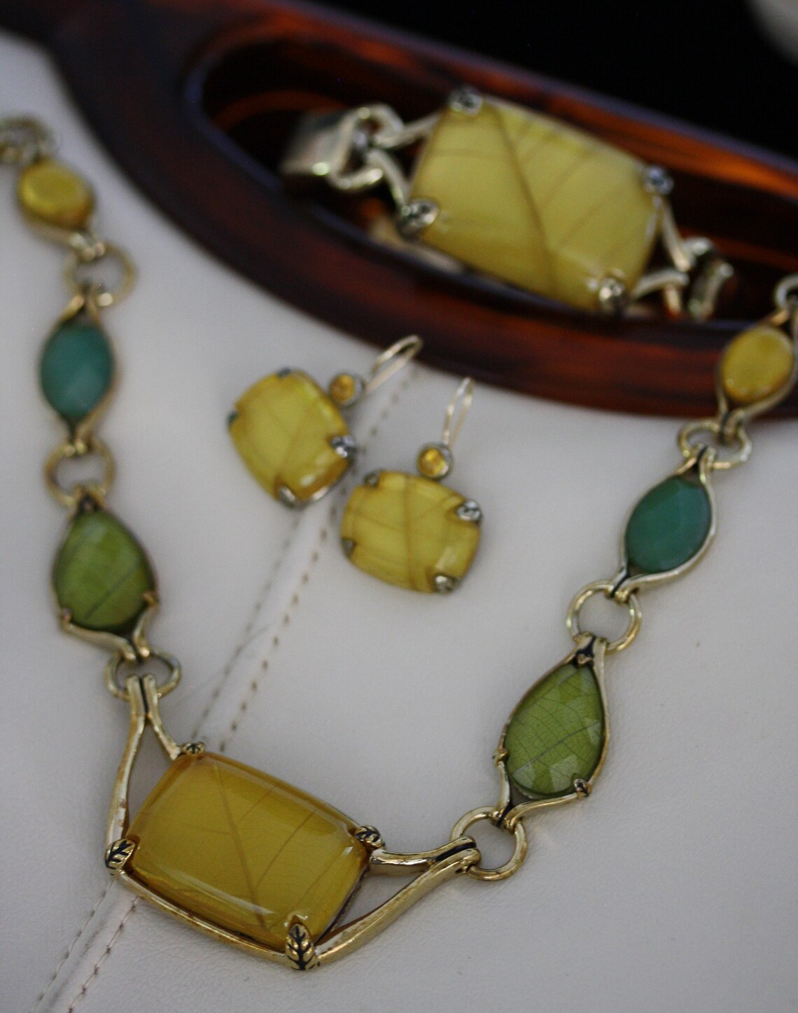 Monet Pale Lemon & Lime Vintage Deco Domed Lucite Choker - Etsy