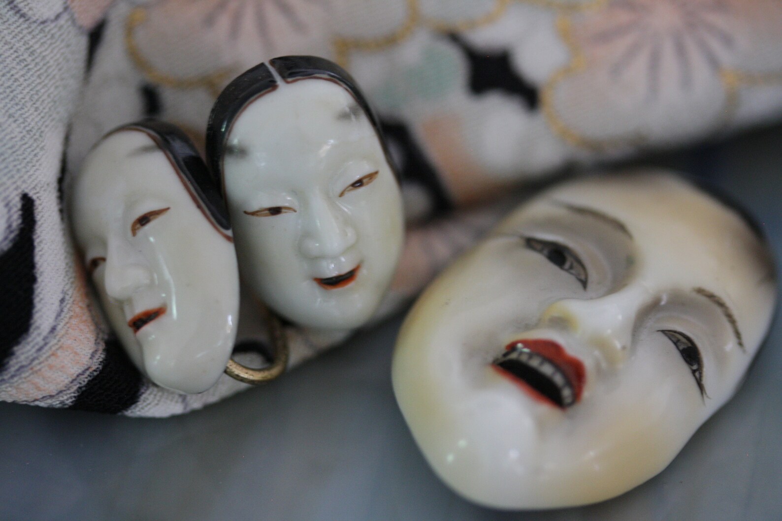 Wonderful Vintage Japanese Hand Painted Porcelain Noh Mask Button - Etsy