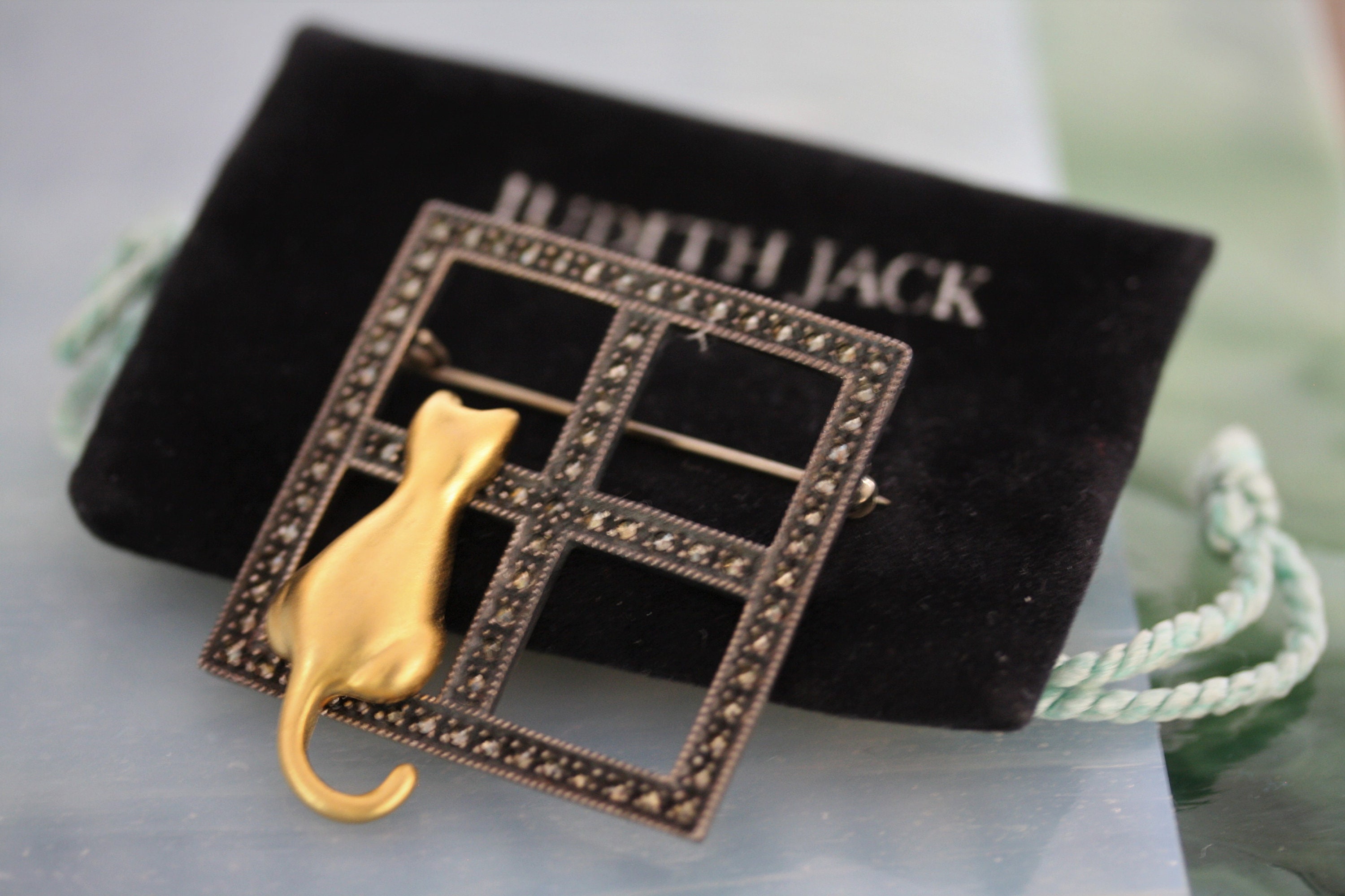 Judith Jack Marcasite and Goldtone Cat in Window Art Deco Brooch - Etsy