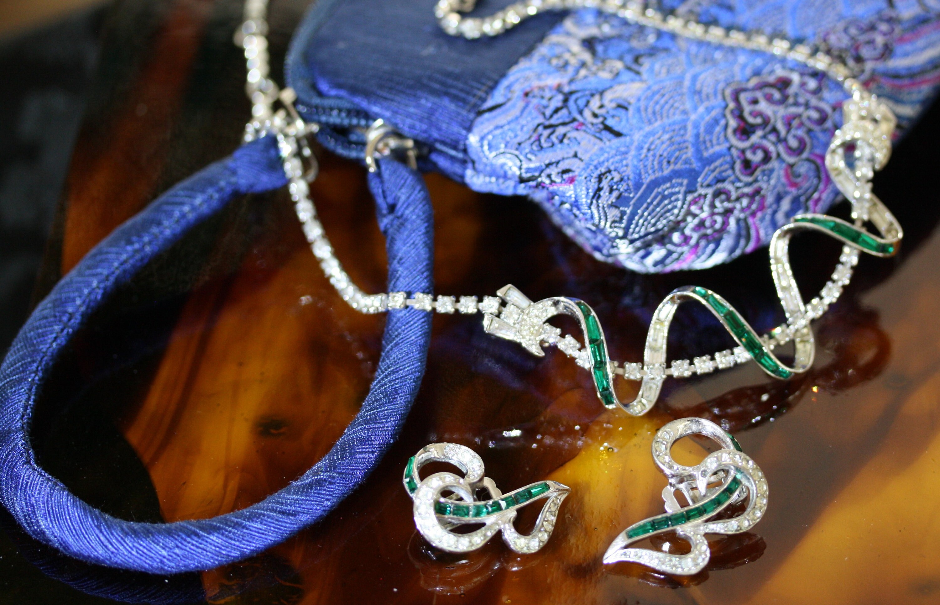 Boucher Exquisite Silver Art Deco Emerald Crystal Ribbon Choker and ...