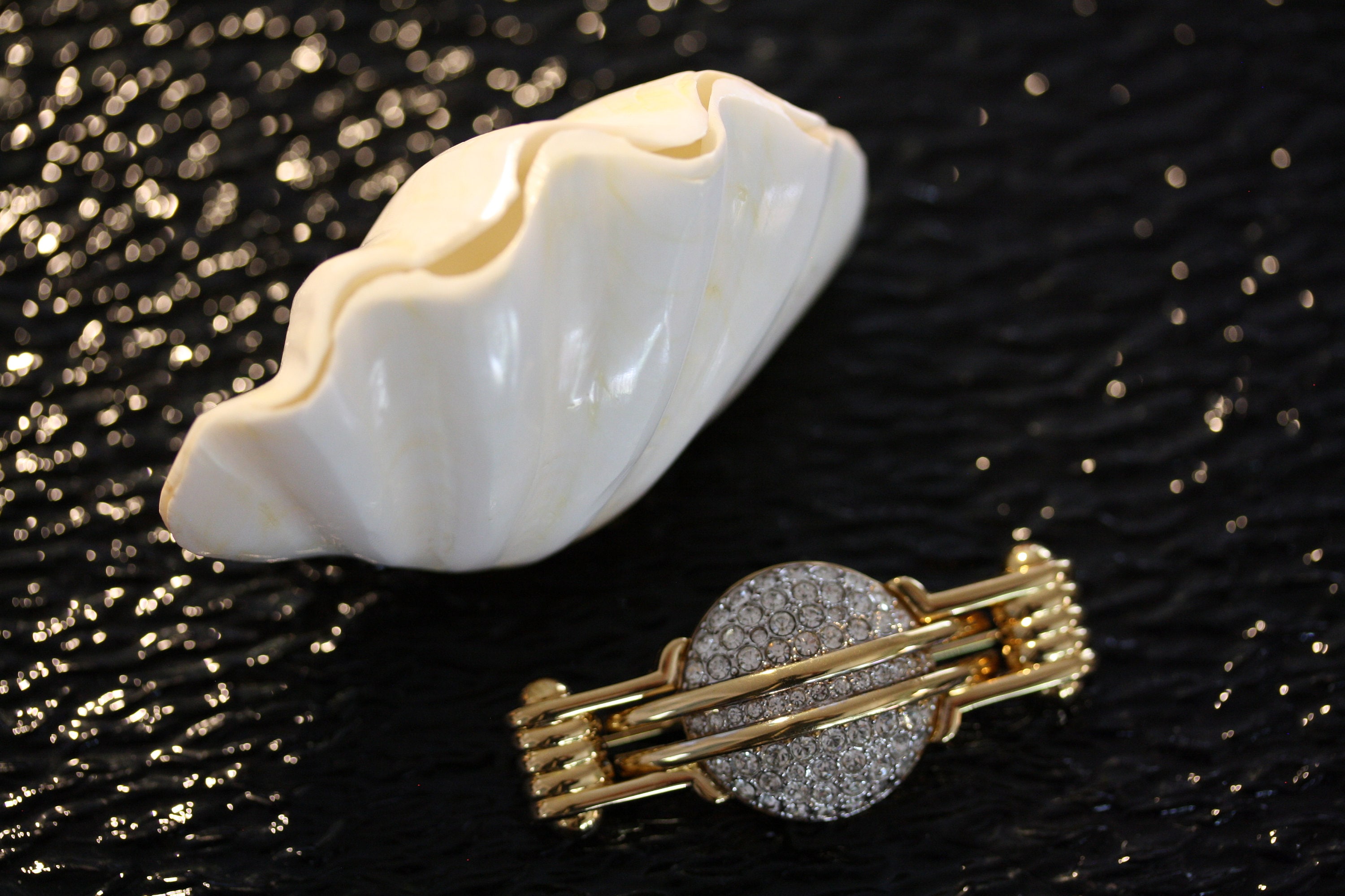 Nina Ricci Vintage Art Deco Gold and Crystal Modernist Brooch Pin - Etsy