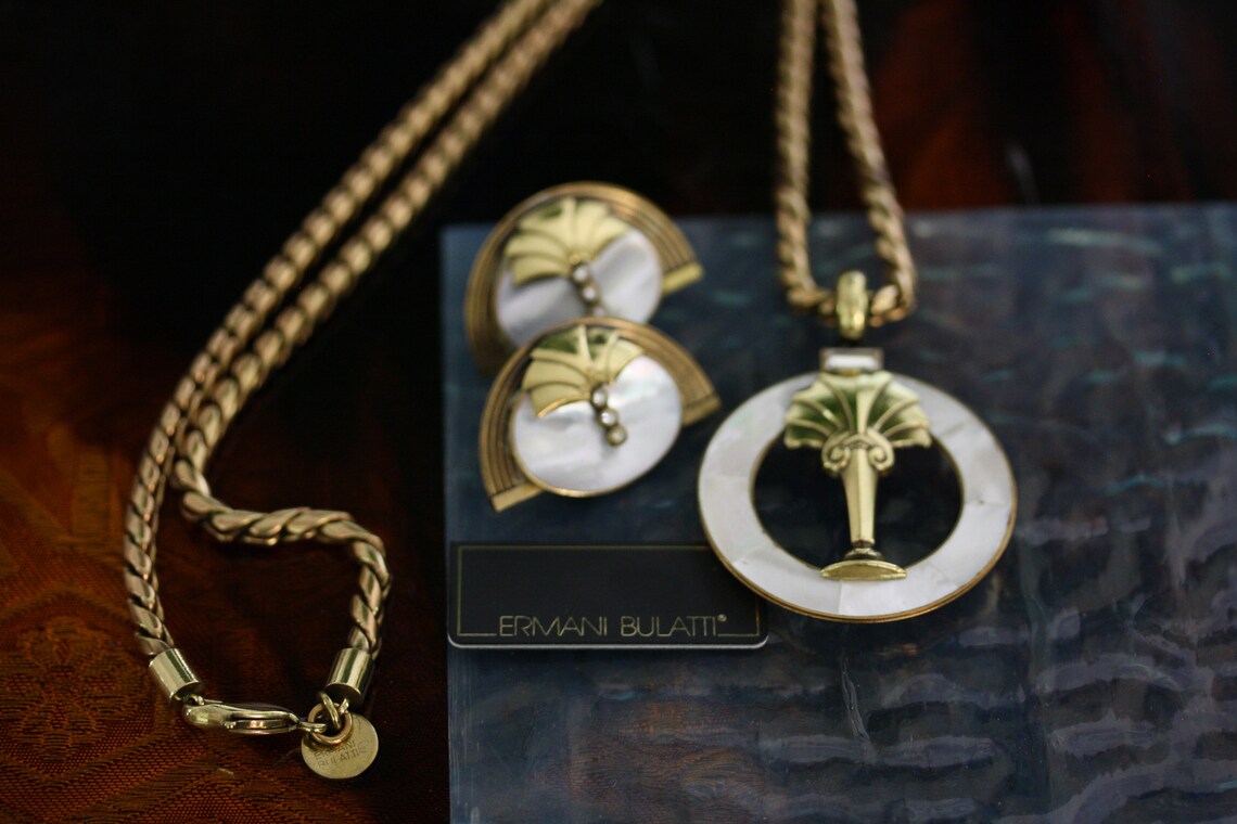 Ermani Bulatti Vintage Art Deco MOP and Goldtone Metal Jewelry Set With ...