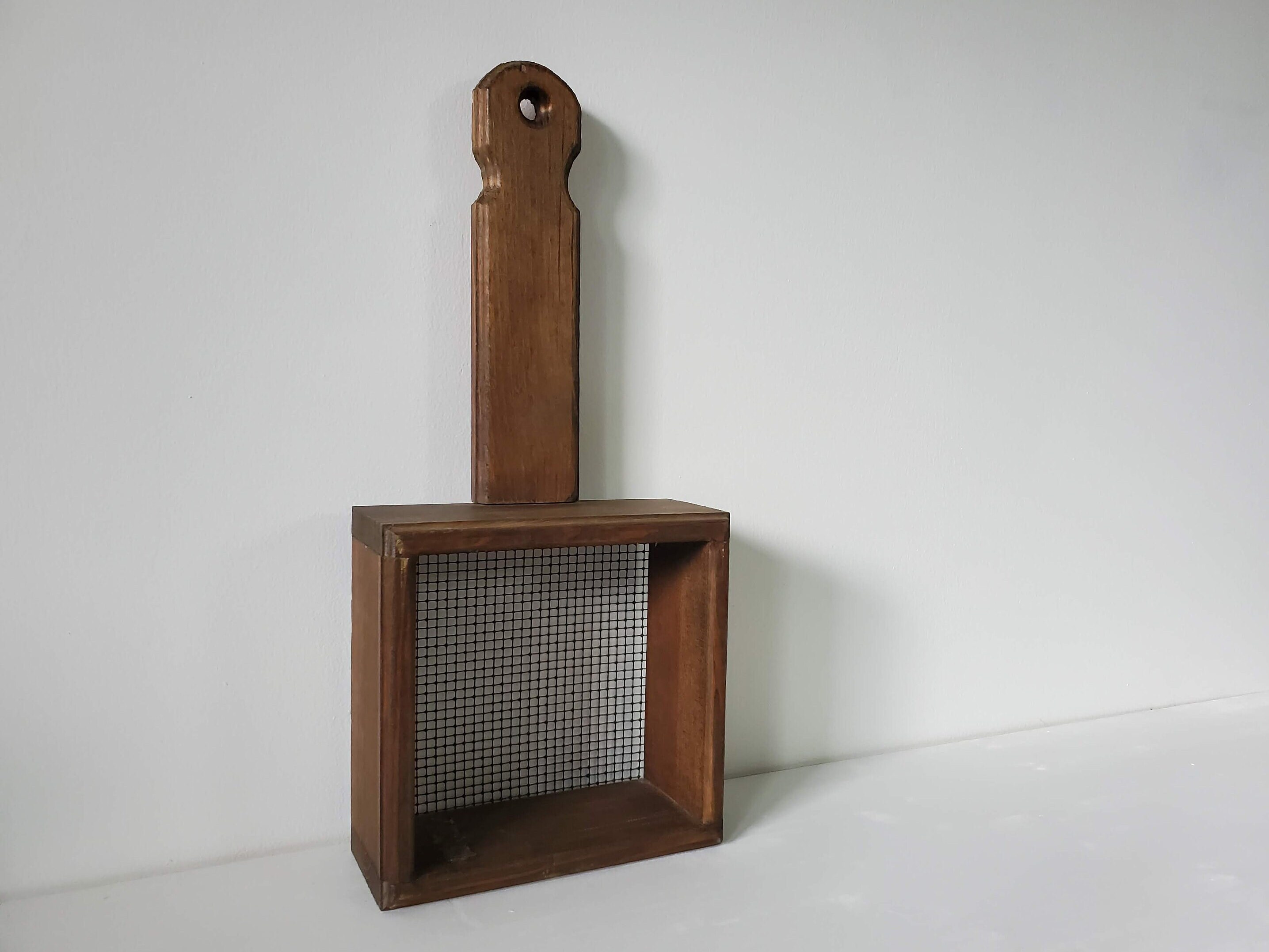 Grain Sifter Decorative Metal Grate Wall Hanging for Knick Knacks and ...