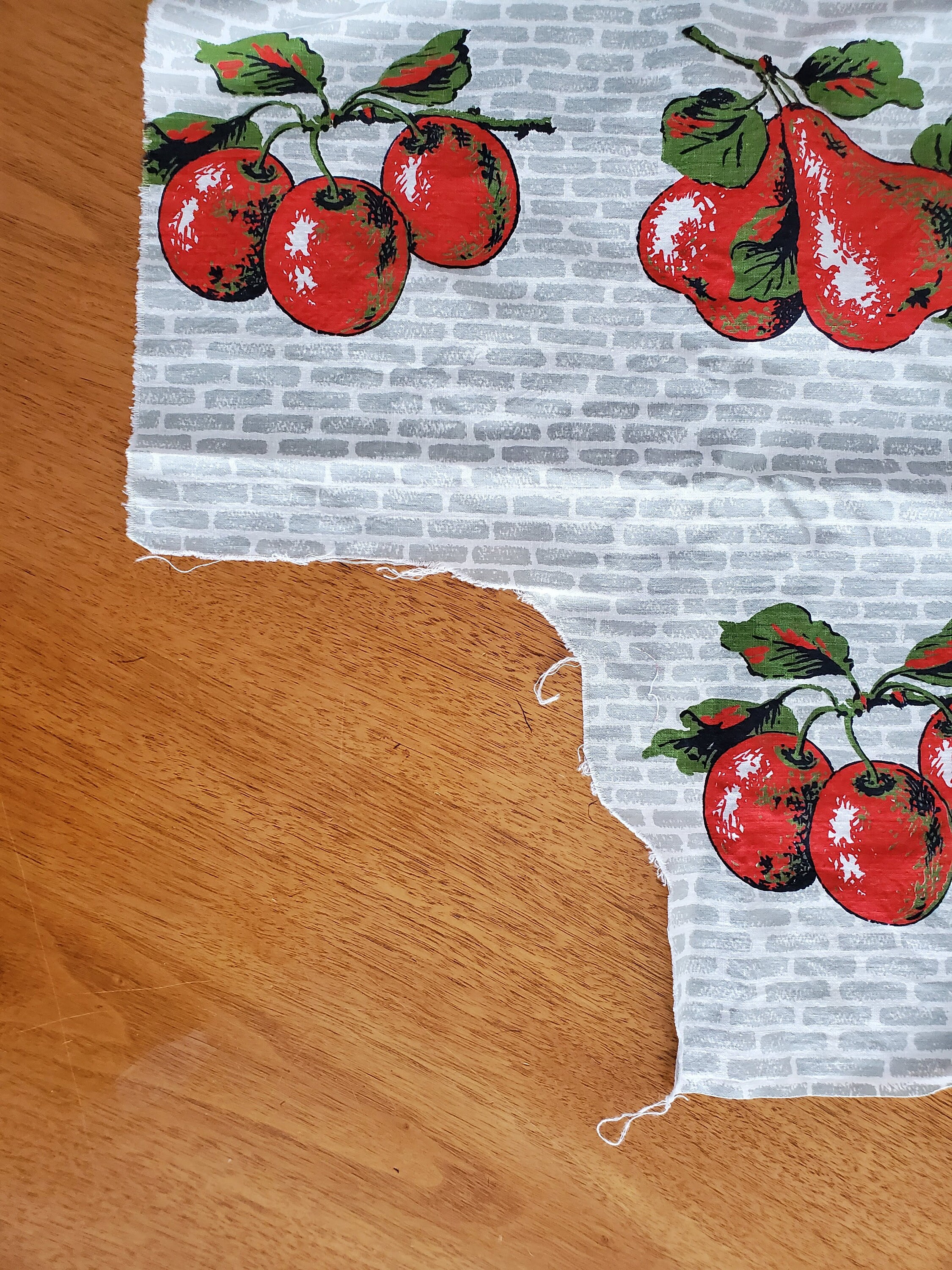 Vintage Kitchen Fabric 2 Yards 100% Cotton Retro VTG Fabric Red Gray ...