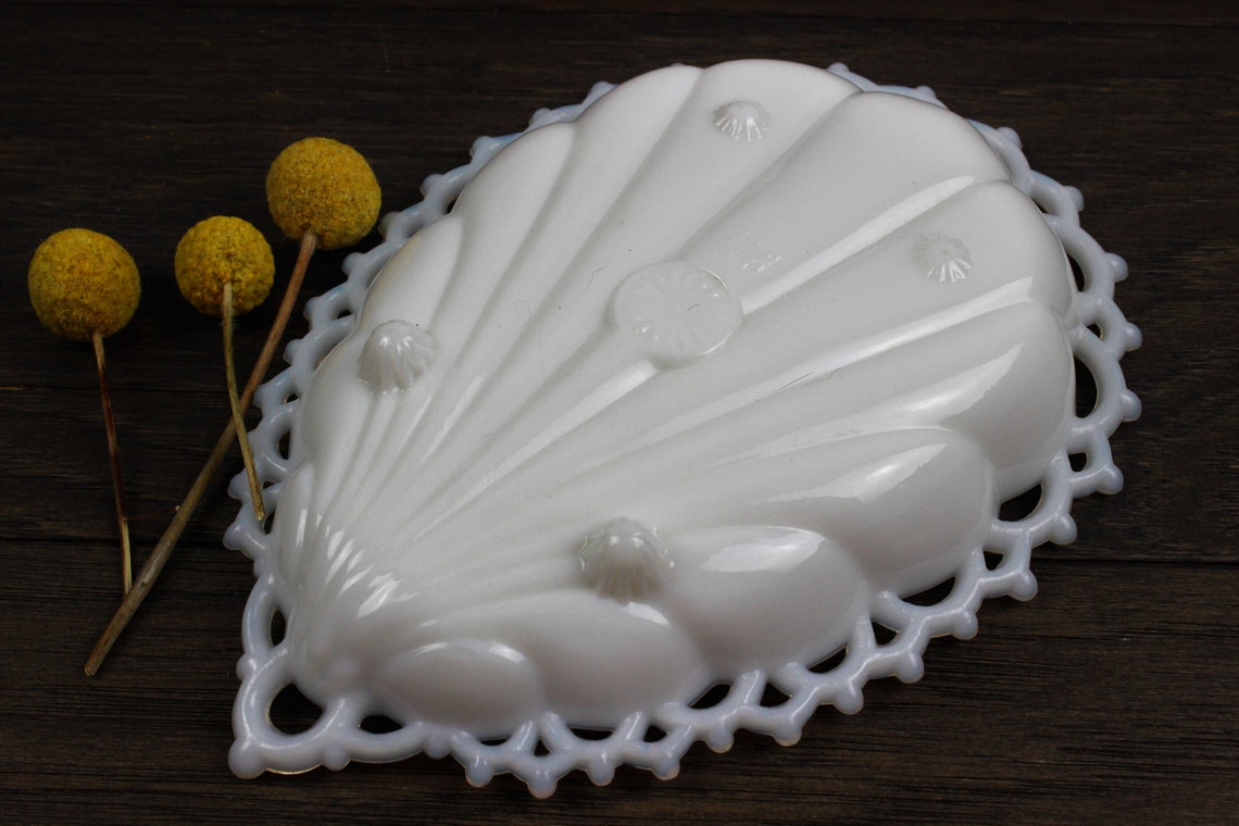 Westmoreland Milk Glass Lace Edged Shell Dish - Etsy