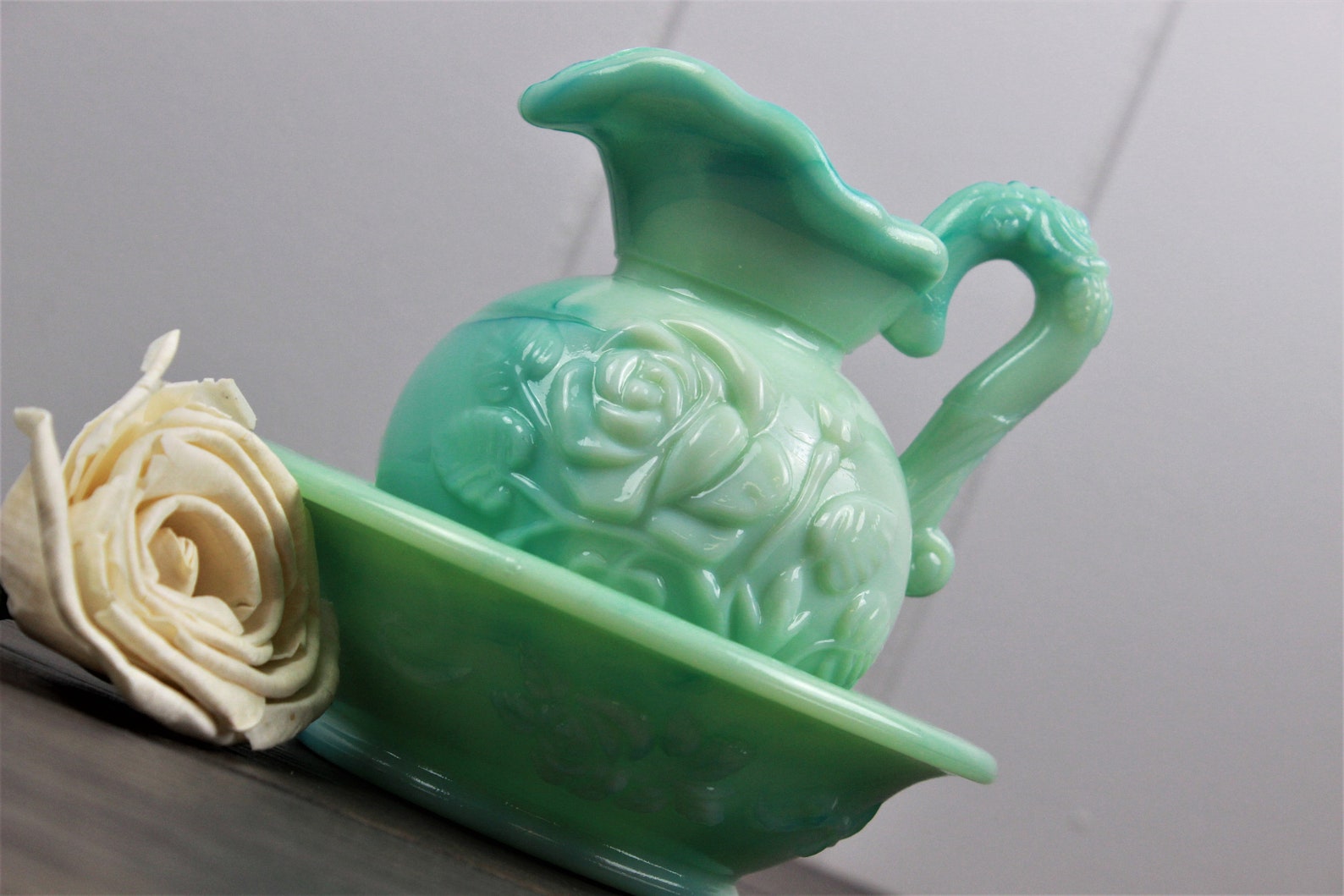 Avon Jadeite Cruet and Bowl Set - Etsy