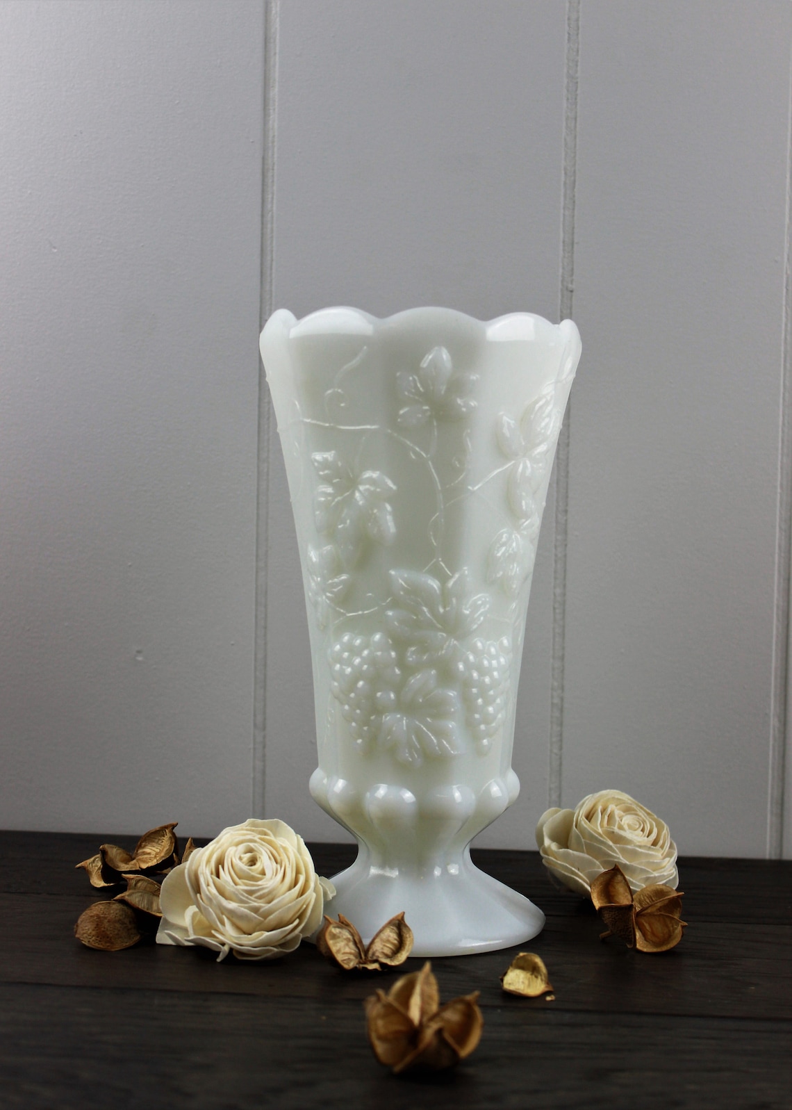 Large Milk Glass Harvest Grape Flower Vase - Etsy