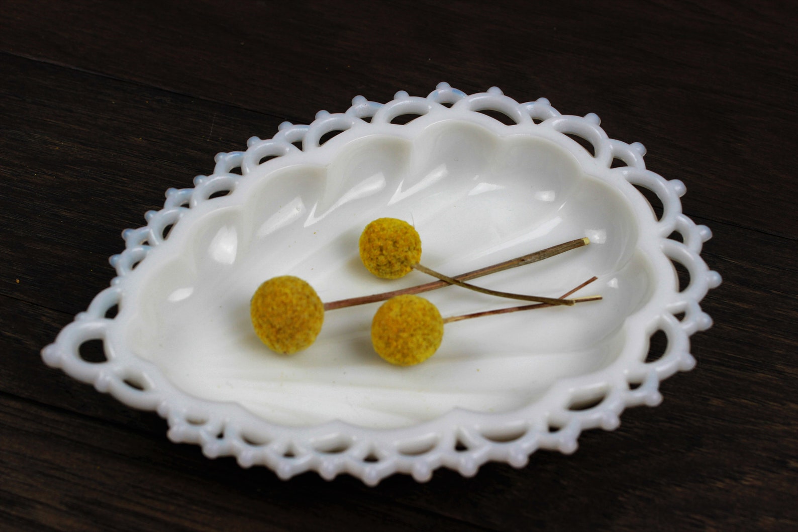 Westmoreland Milk Glass Lace Edged Shell Dish - Etsy