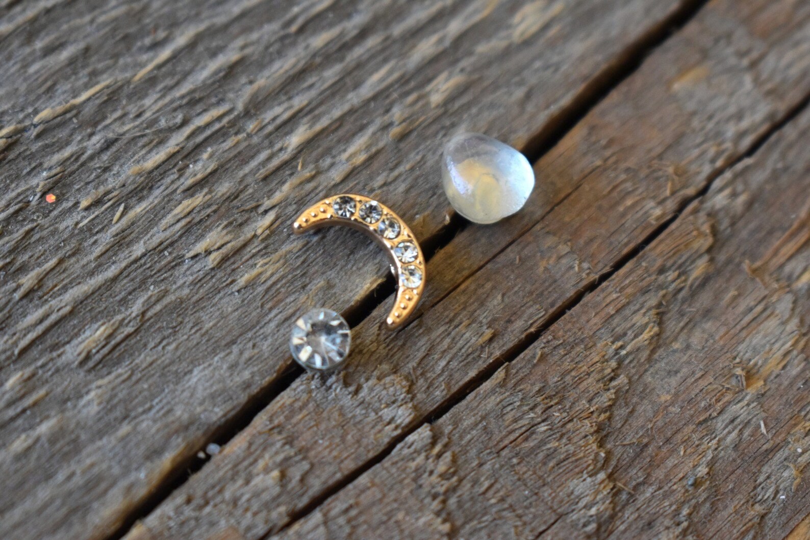 Set of 3 Earrings Raw Moonstone Three Tiny Moon Stud Blue - Etsy