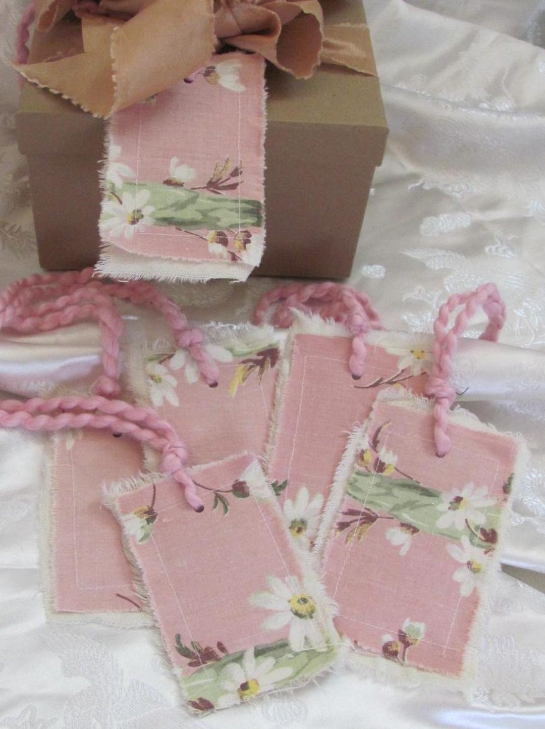 4 Beautiful Pink Floral Fabric Gift Hang Tags // Handmade Vintage ...