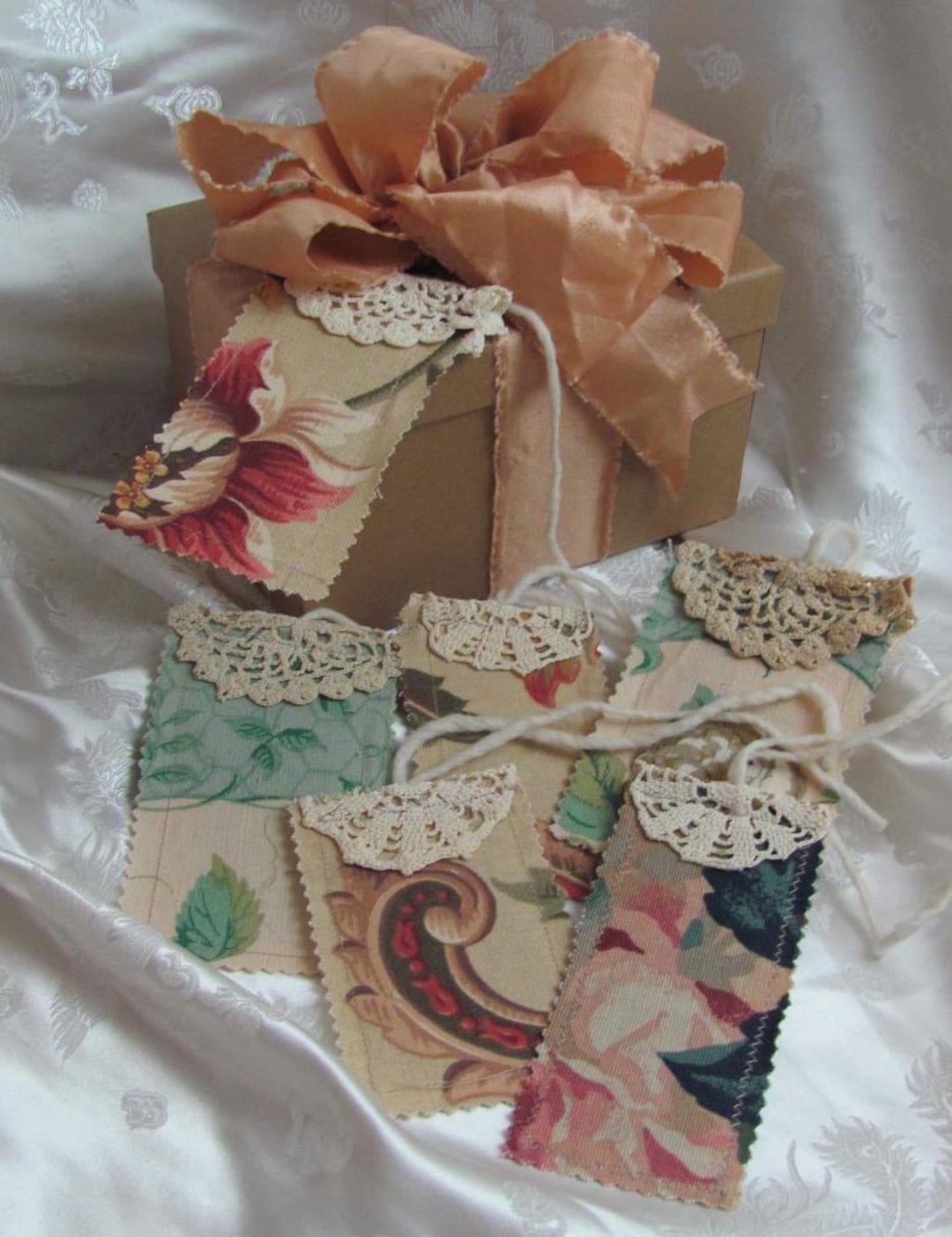 6 Beautiful Doily Floral Fabric Gift Hang Tags // Handmade Original ...