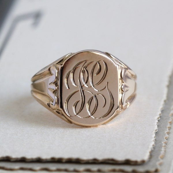 Antique Signet Ring - Etsy