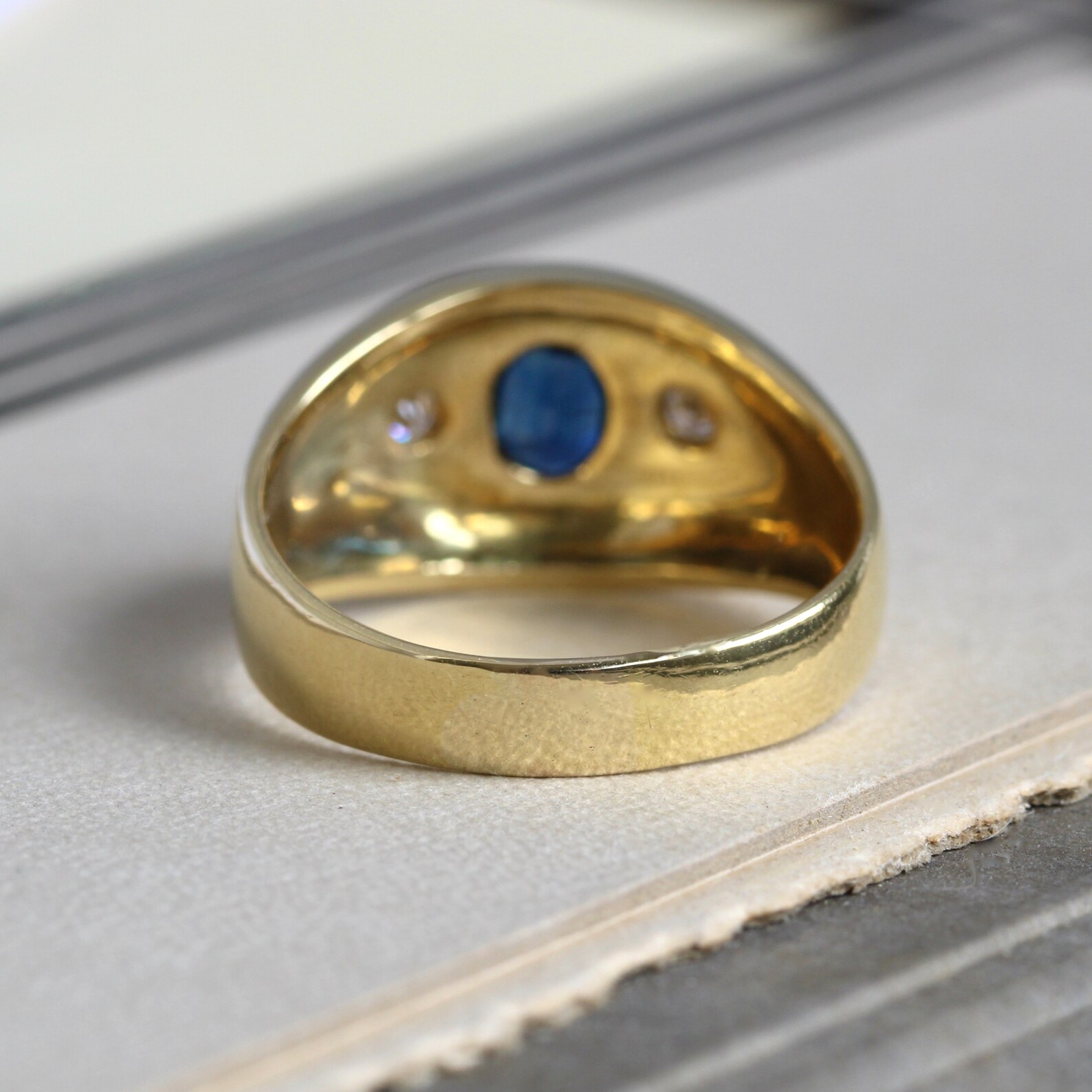 Vintage 18k Sapphire & Diamond Ring Three Stone Flush Gypsy - Etsy