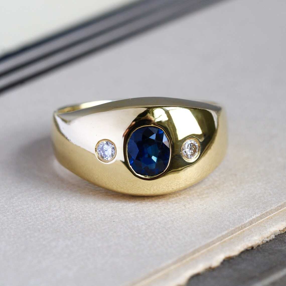 Vintage 18k Sapphire & Diamond Ring Three Stone Flush Gypsy - Etsy