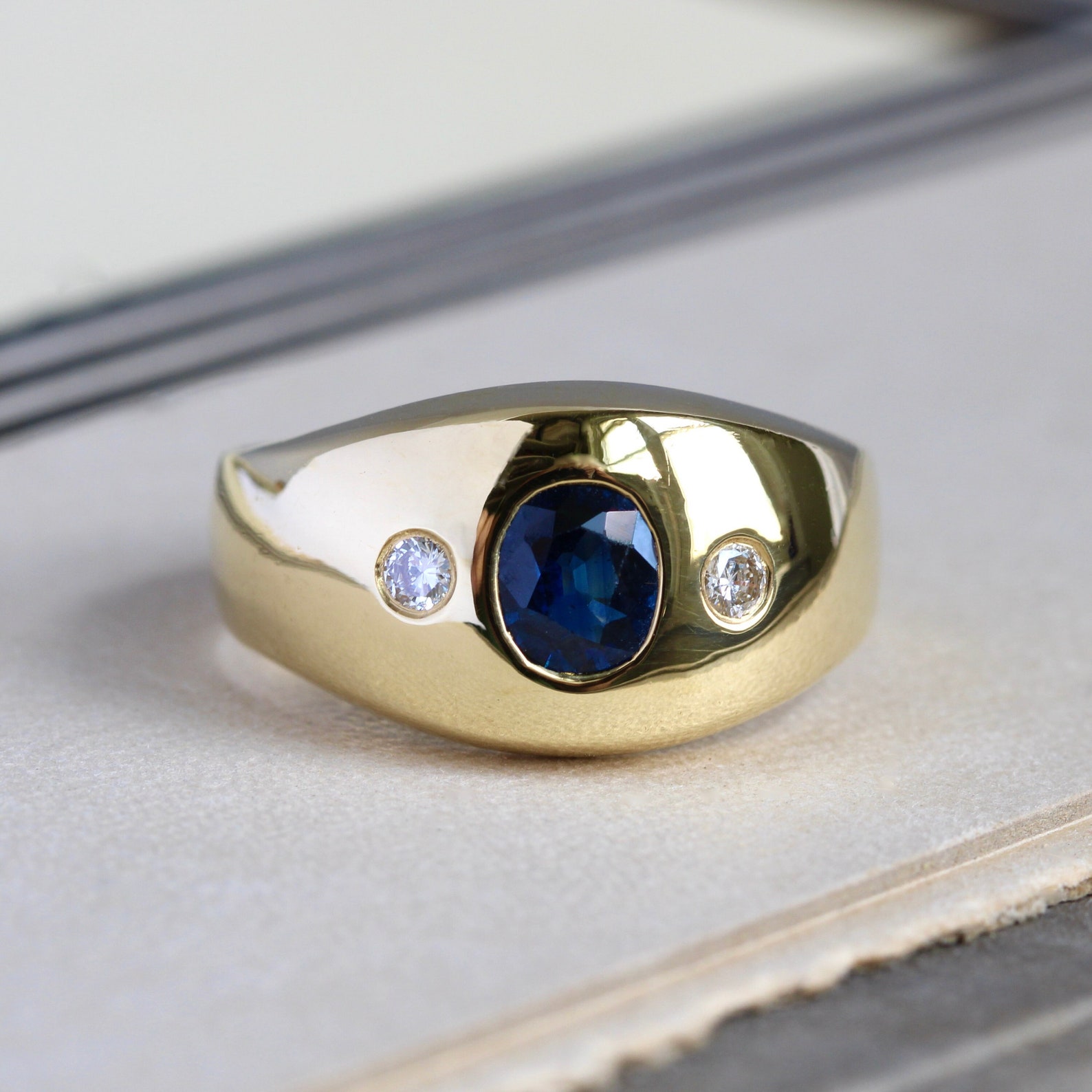 Vintage 18k Sapphire & Diamond Ring Three Stone Flush Gypsy - Etsy