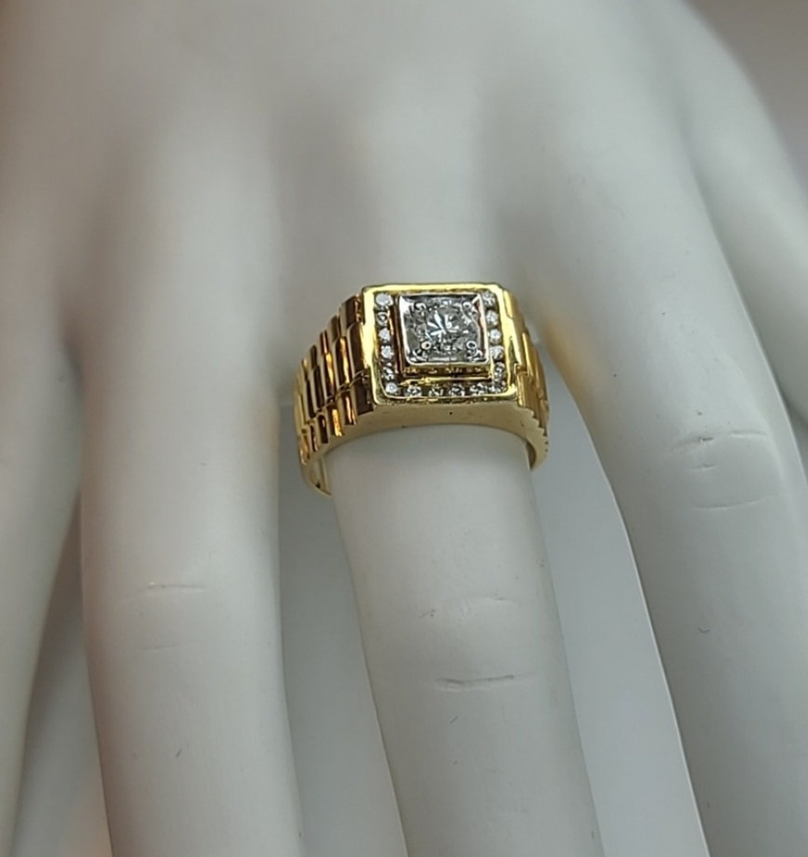 Men's 18K Yellow Gold Ring With Natural Diamonds - Etsy