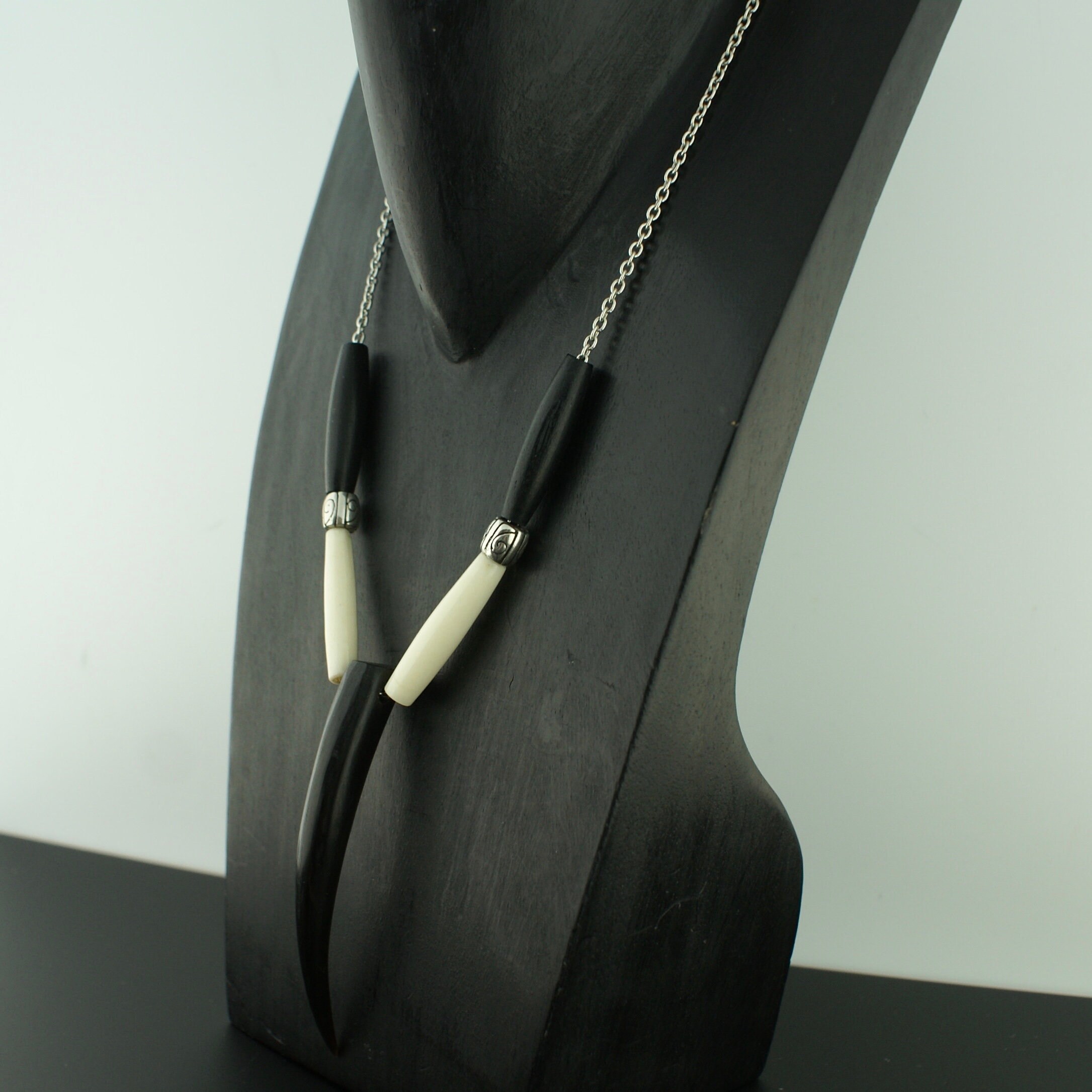 925 Sterling Silver Hand Carved Cow Bone Claw Collier - Etsy France