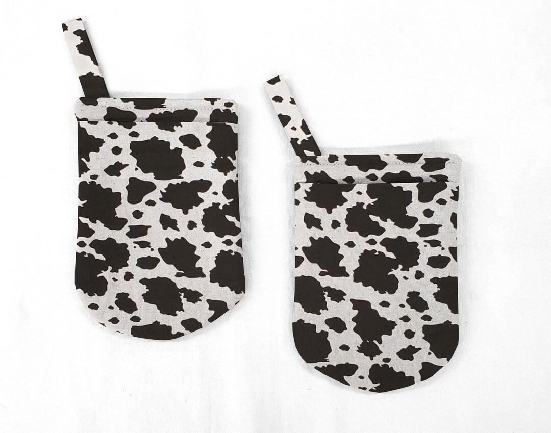 Black & White Cow Spots Oven Mitts (set of 2) - Etsy